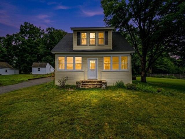 Hough Rd, Sutton, Home For Sale