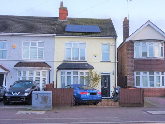 Houghton Road, Bedfordshire LU5, 3 bed end terrace house to rent, £1,500 pcm | PrimeLocation