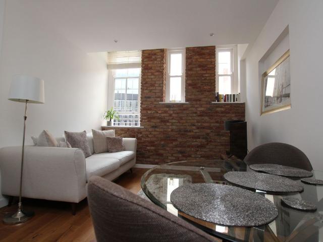 Hounds Gate, Hounds Gate Court NG1, 2 bed flat to rent, £1,350 pcm | PrimeLocation