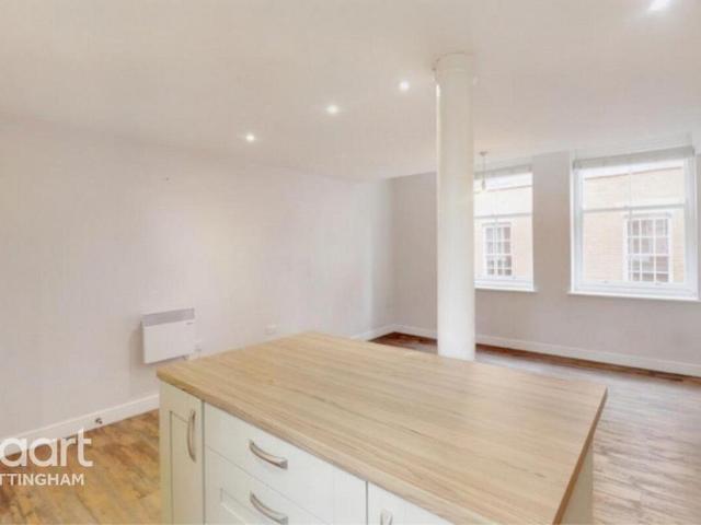 Hounds Gate, Nottingham 2 bed apartment to rent £1,000 pcm £231 pw