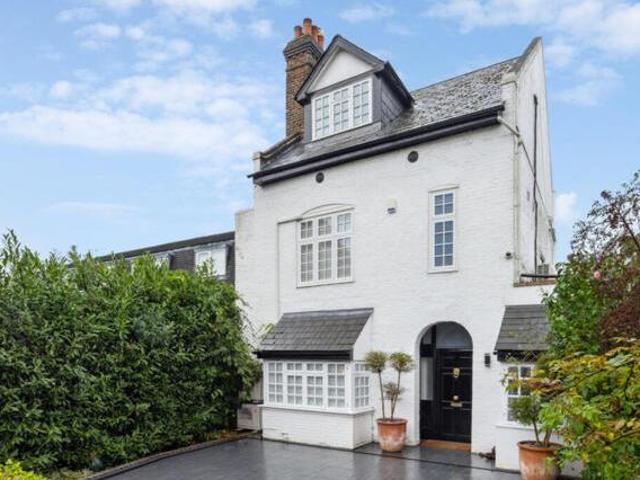 Houndsden Road, London, 4 Bedroom Detached