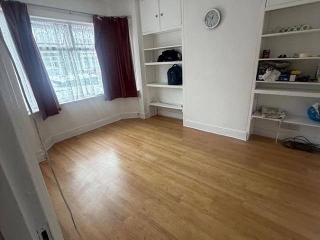 Hounslow TW3, 3 bed terraced house to rent, £2,800 pcm | PrimeLocation