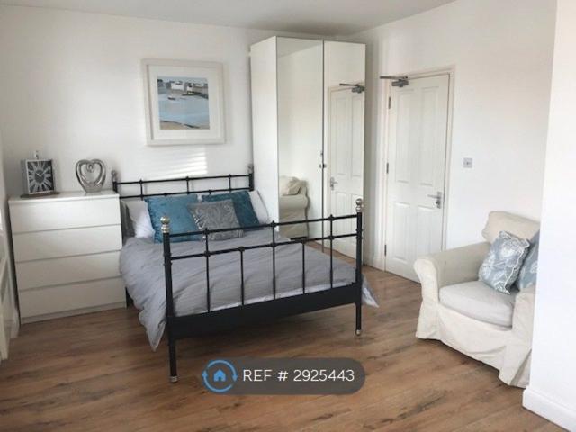 Hounslow, Hounslow TW3, Studio to rent, £995 pcm | PrimeLocation