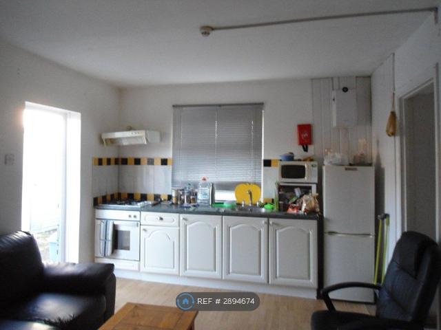 Hounslow, Middlesex TW3, Studio to rent, £750 pcm | PrimeLocation