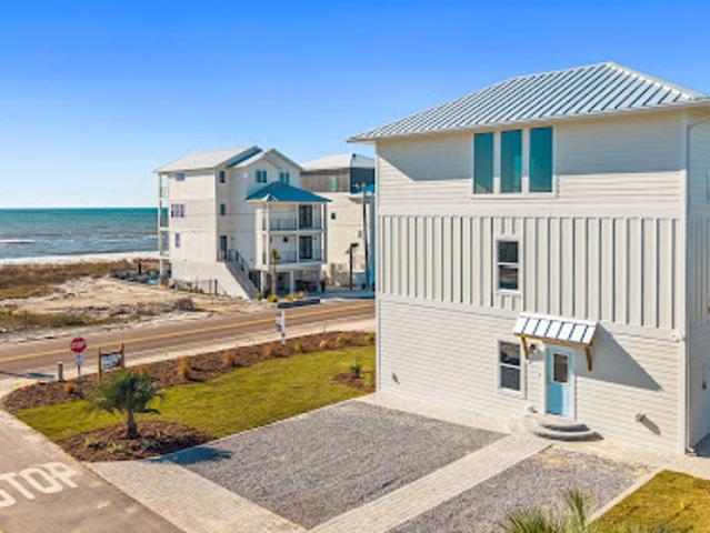 Seaside house with garden