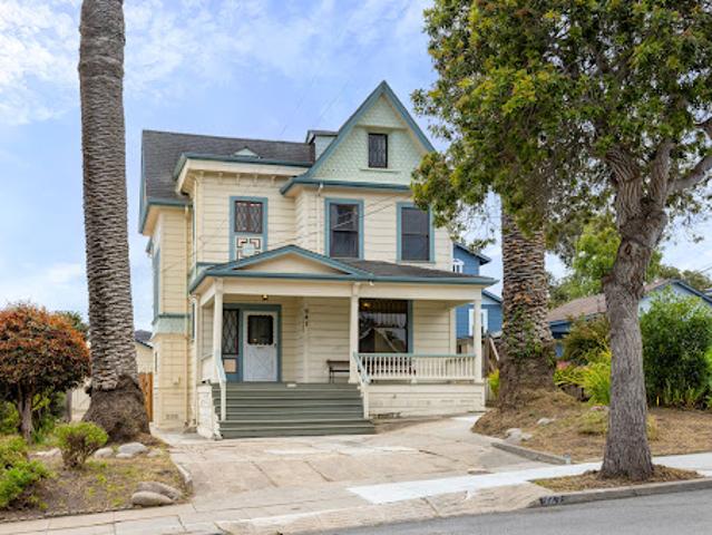 House with terrace