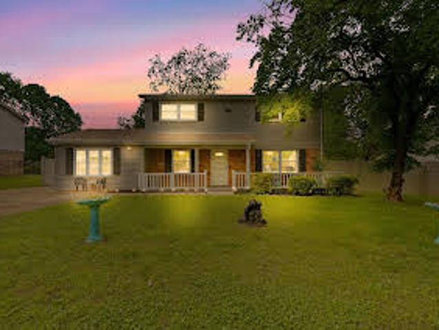 House with garden and terrace