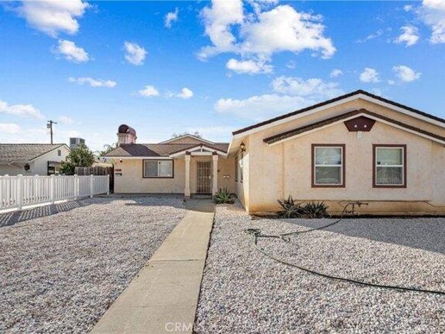 house 4 bedroom, Canoga Park CA 91304 DS88255764