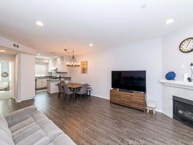 house 4 bedroom, Cypress CA 90630 DS88187384