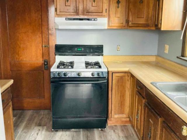 house 4 bedroom, Akron OH 44301 DS87641968