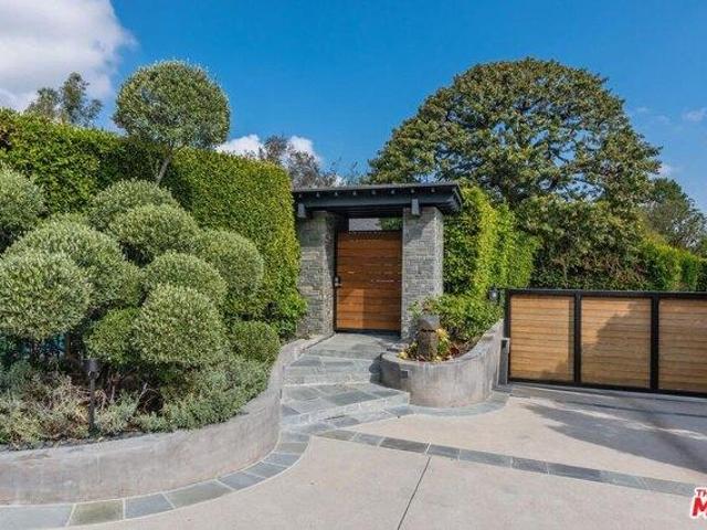 house 4 bedroom, Beverly Hills CA 90210 DLS89129195