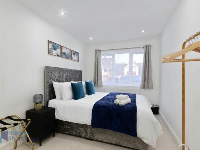 House 4 Bedroom For Rent Coulsdon Coulsdon 5250 ELS100415512