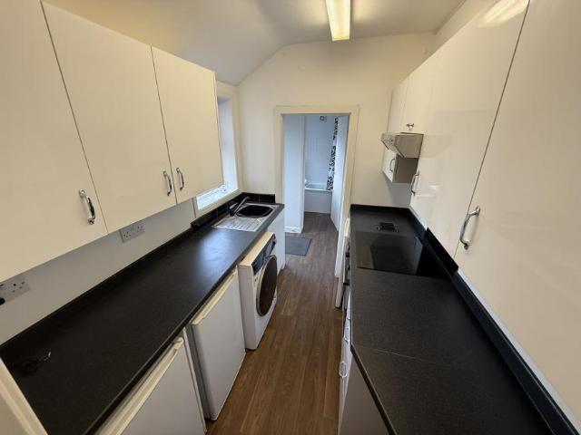 House 4 Bedroom For Rent Dunkirk East Midlands 2167 ELS98286042