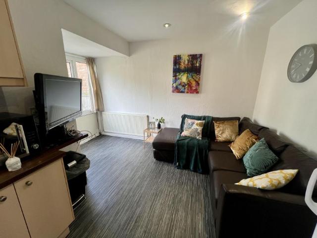 House 4 Bedroom For Rent Harborne West Midlands 1907 ELS98286233