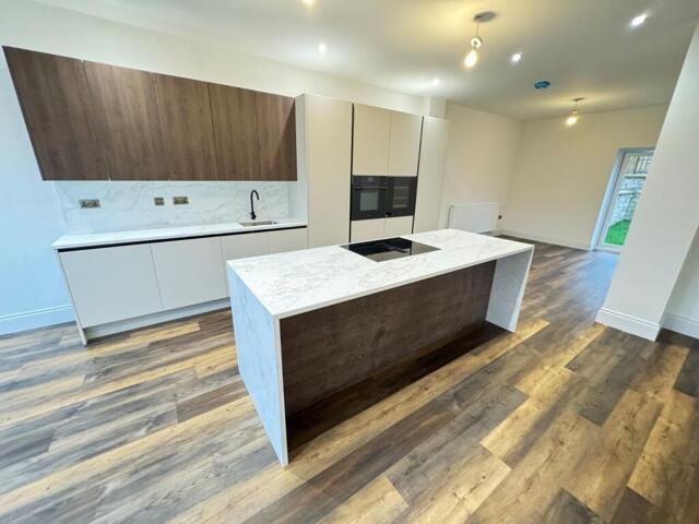 House 4 Bedroom For Rent Ilkley West Yorkshire 3500 ES101499391