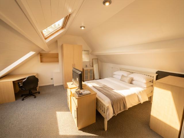 House 4 Bedroom For Rent Lenton East Midlands 2260 ELS100632063