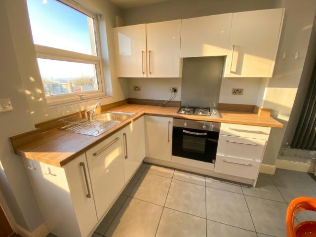 House 4 Bedroom For Rent Lenton East Midlands 2433 ELS102143945