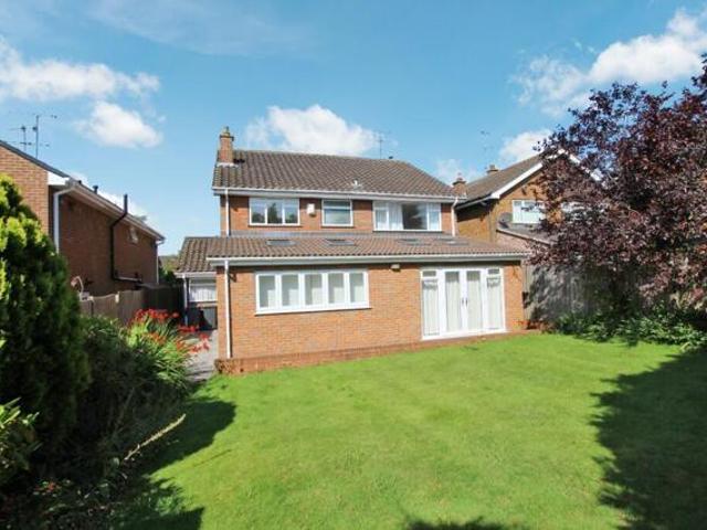 House 4 Bedroom For Rent Luton Bedfordshire 2250 ES100882488