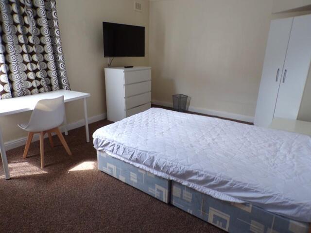 House 4 Bedroom For Rent Manchester Greater Manchester 499 ELS101515740