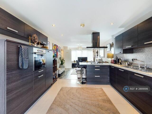 House 4 Bedroom For Rent Nottingham Nottinghamshire 2200 ES101968344