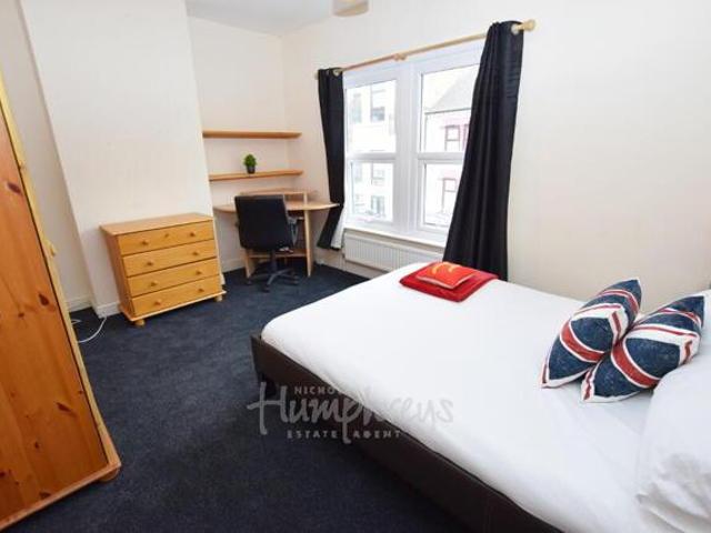 House 4 Bedroom For Rent Northampton Northamptonshire 498 ES101962741