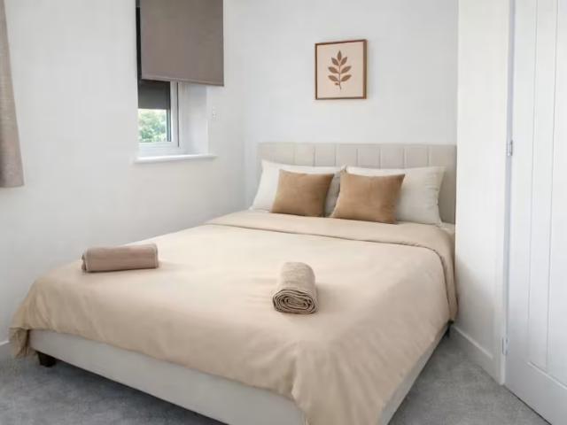 House 4 Bedroom For Rent Newcastle Upon Tyne Newcastle Upon Tyne 4050 ES100383744