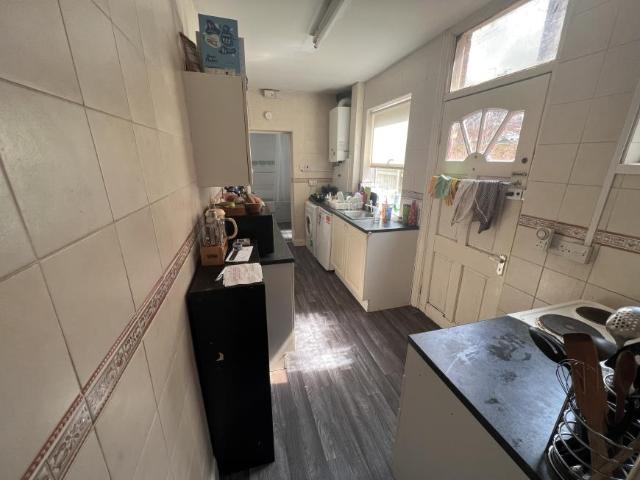 House 4 Bedroom For Rent Selly Oak West Midlands 1768 ES98286356