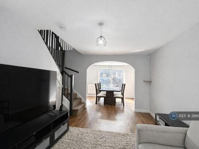 House 4 Bedroom For Rent Sittingbourne Kent 1700 ES101648894