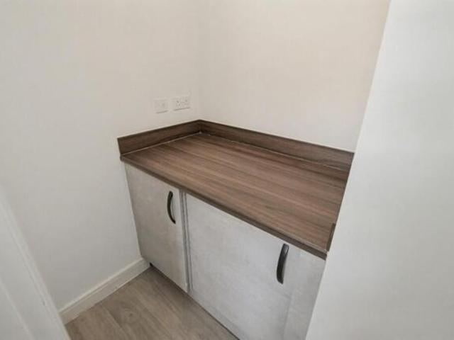 House 4 Bedroom For Rent Stafford Staffordshire 1600 ELS101072943