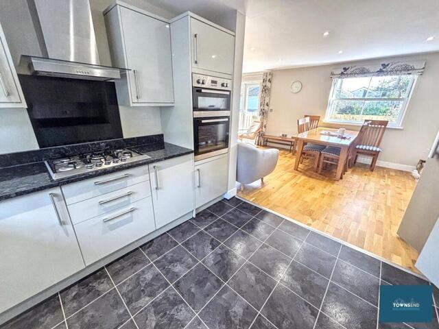 House 4 Bedroom For Rent Penryn Cornwall 2780 ES101560255