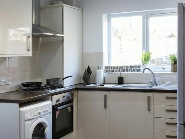 House 4 Bedroom For Rent Preston Preston 2850 ELS85016311