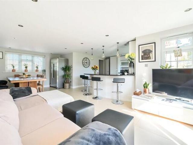 House 4 Bedroom For Rent Warfield Berkshire 7000 ELS100313634