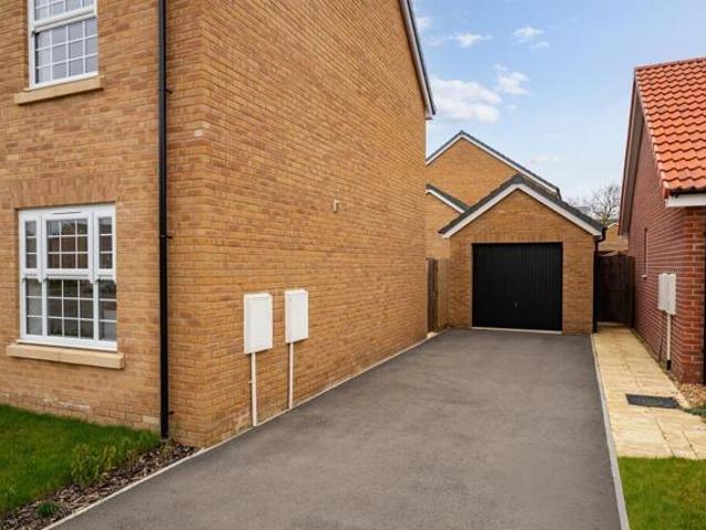 House 4 Bedroom For Sale Colsterworth Colsterworth 365000 ELS101678617