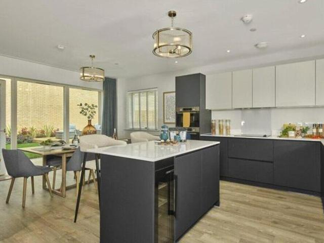 House 4 Bedroom For Sale Cambridge Cambridge 800000 ELS100096926