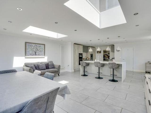 House 4 Bedroom For Sale Cambridgeshire Cambridgeshire 600000 ELS100426110