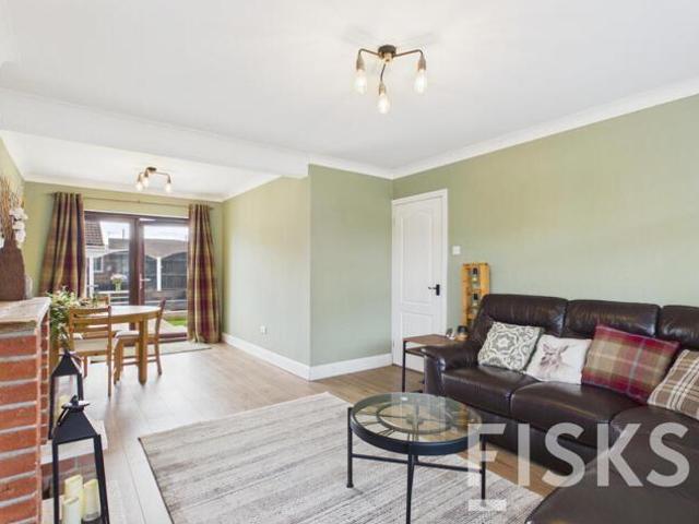 House 4 Bedroom For Sale Canvey Island Essex 400000 ES101231910