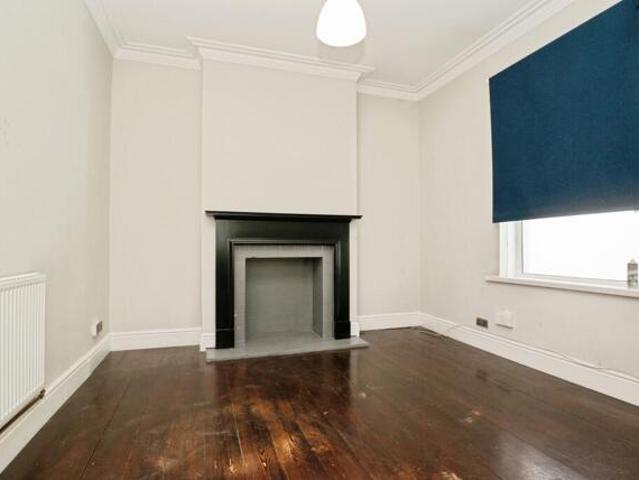 House 4 Bedroom For Sale Cardiff Cardiff 260000 ES99986203