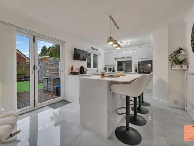 House 4 Bedroom For Sale Cardiff Cardiff 600000 ELS98834563