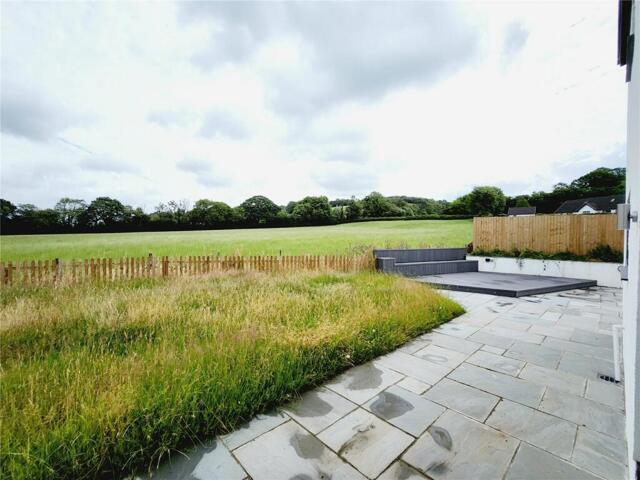 House 4 Bedroom For Sale Carmarthen Carmarthenshire 575000 ES99290595