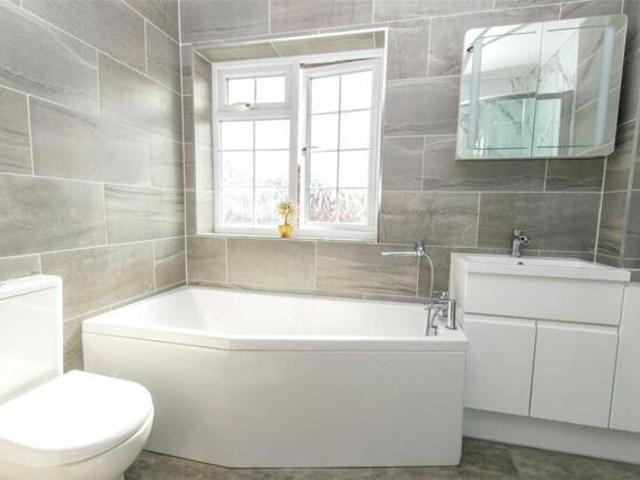 House 4 Bedroom For Sale Central Bedfordshire Central Bedfordshire 700000 ES89399048