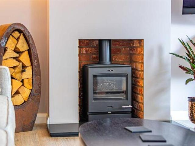 House 4 Bedroom For Sale Central Bedfordshire Central Bedfordshire 775000 ELS98930008