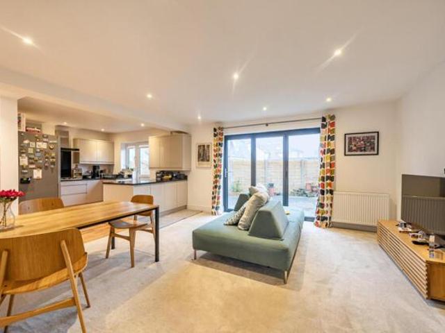 House 4 Bedroom For Sale Chapel Allerton Leeds 450000 ELS98765747