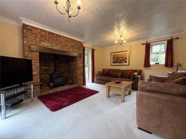 House 4 Bedroom For Sale Chatham Medway 575000 ES98545691
