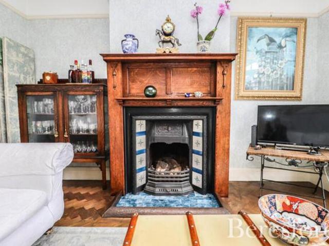 House 4 Bedroom For Sale Chelmsford Essex 700000 ELS100648829