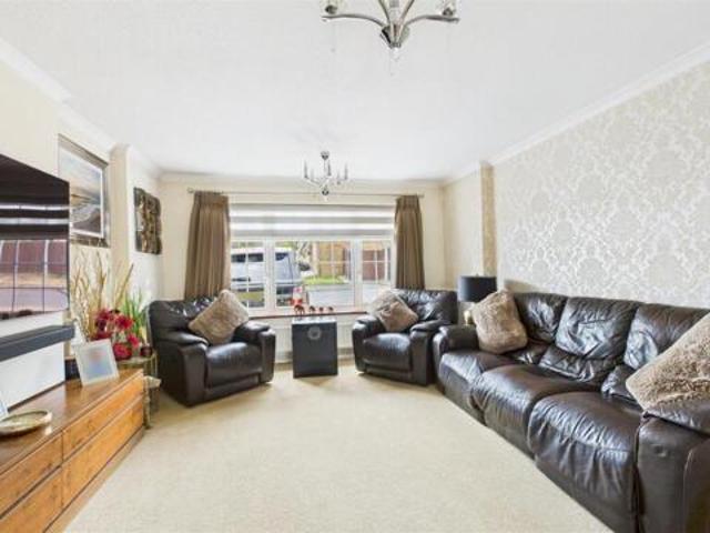 House 4 Bedroom For Sale Cheshunt Great London 700000 ES100058210
