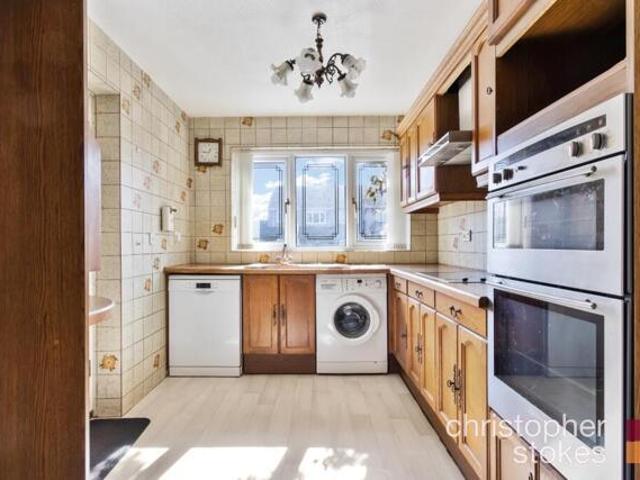 House 4 Bedroom For Sale Cheshunt Hertfordshire 600000 ES101278263