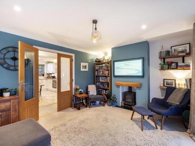 House 4 Bedroom For Sale Chesham Buckinghamshire 475000 ES98233441