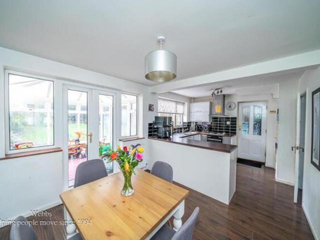 House 4 Bedroom For Sale Cheslyn Hay Cheslyn Hay 290000 ELS100263391