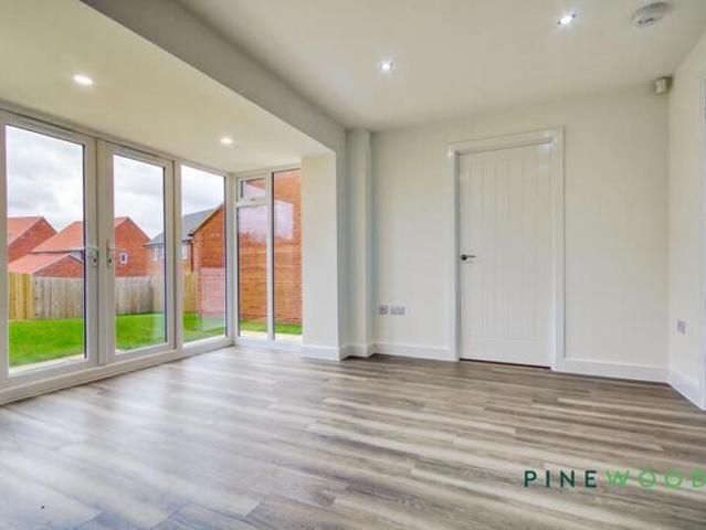 House 4 Bedroom For Sale Chesterfield Derbyshire 400000 ELS100855182