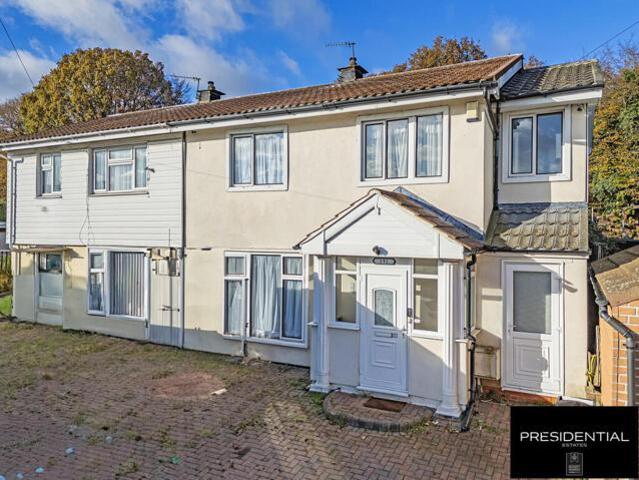 House 4 Bedroom For Sale Chigwell Essex 500000 ES98386756